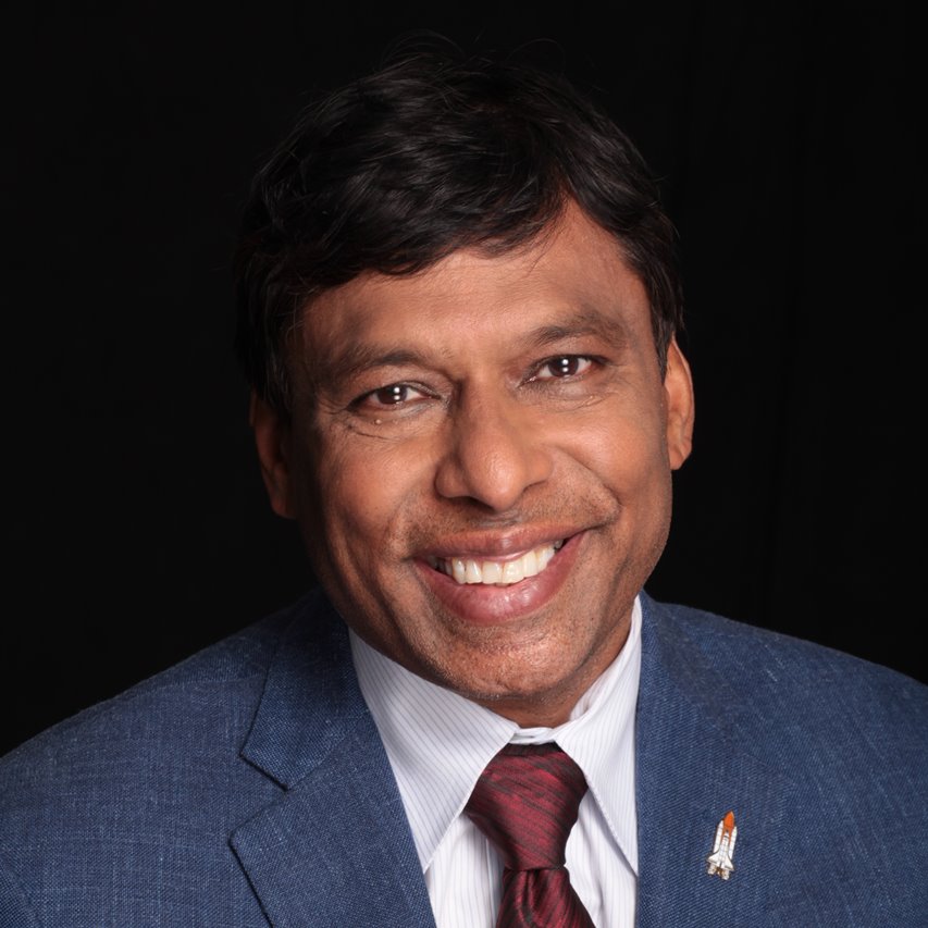 Entrepreneur Naveen Jain's Morning Ritual: Three Hours of Reading